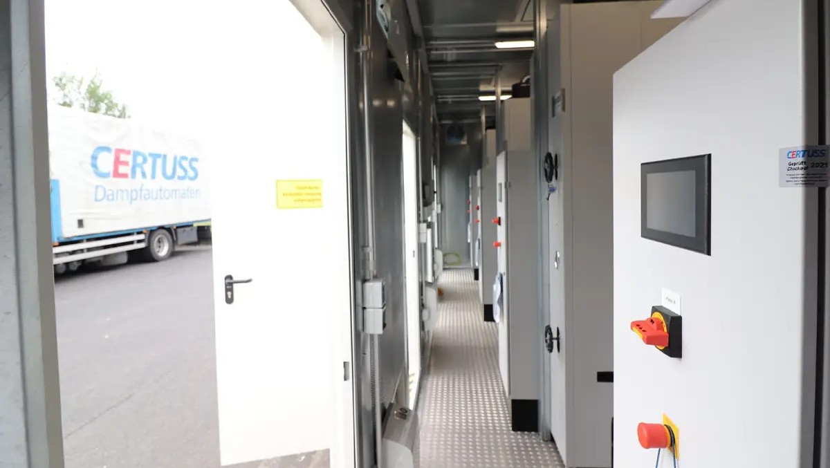 Flexible sustainability during grid congestion with hybrid steam