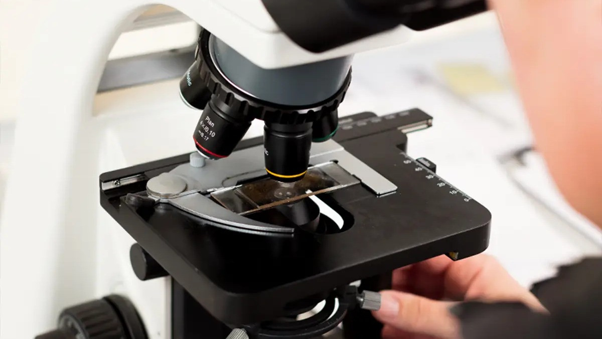 Recalls due to metal or plastic? Microscopy offers a solution